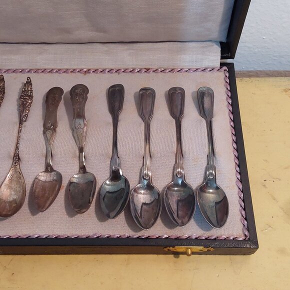 Dining | Vintage Silver Teaspoon Set In Original Case | Poshmark
